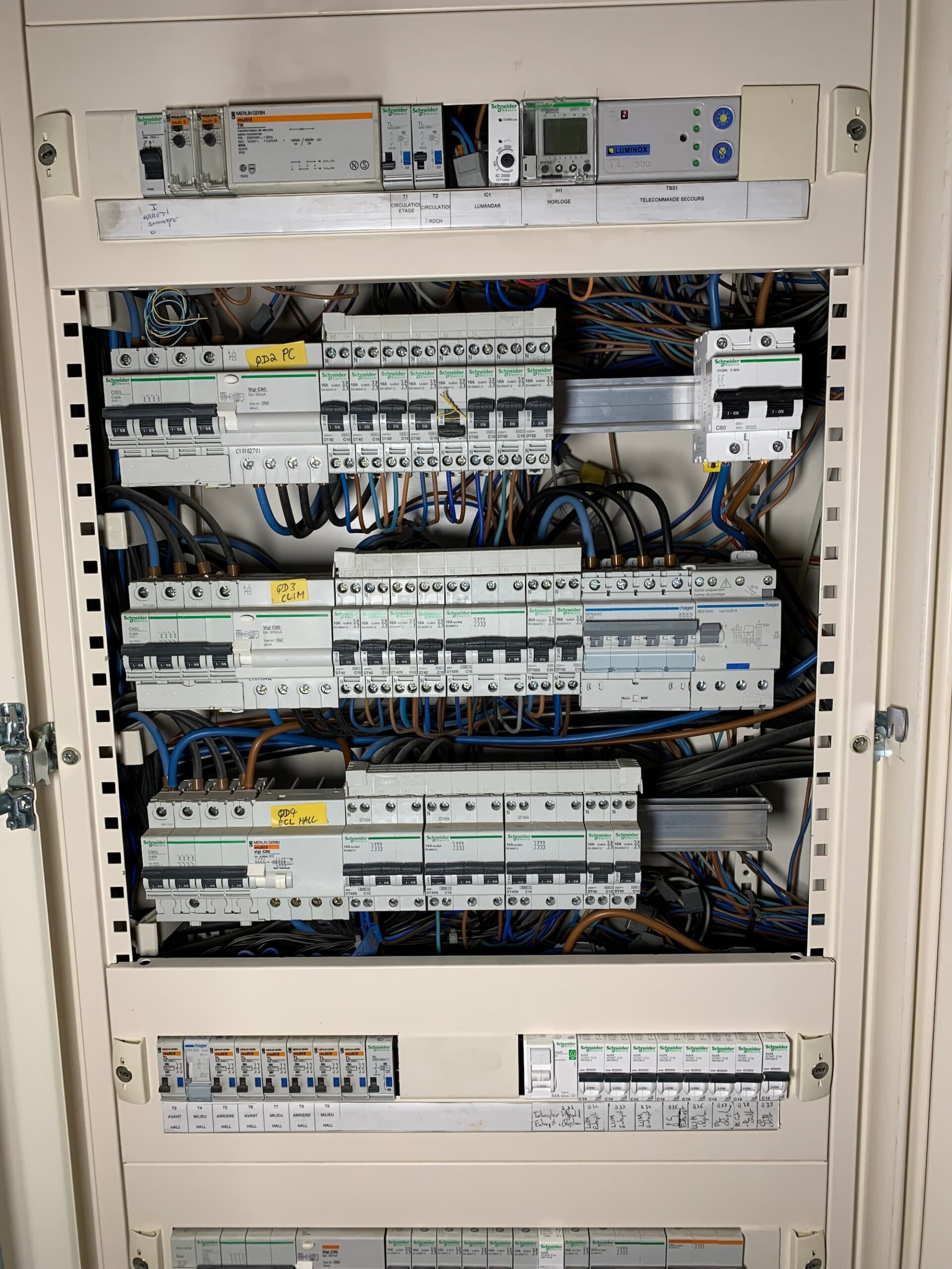 Électricité Générale, Dépannage, Tableaux Électriques & Alarmes ...