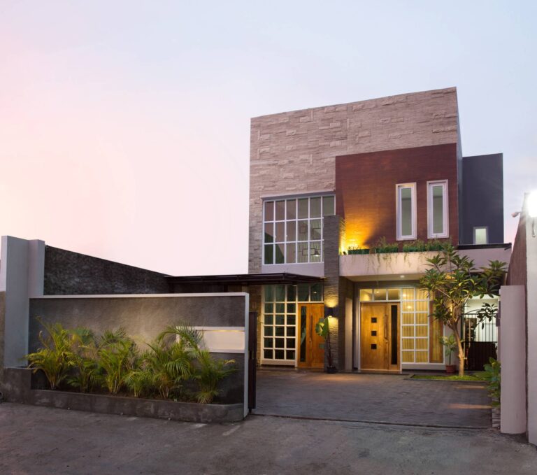 Où installer un éclairage à fonction corridor ? | Schwey Electricité ...